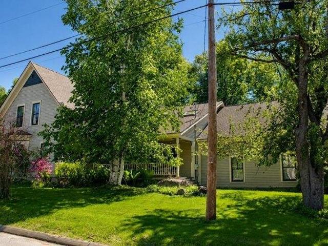 4 bedroom, Rangeley ME 04970 104192182