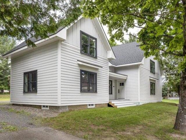 4 bedroom, Rangeley ME 04970 104757923
