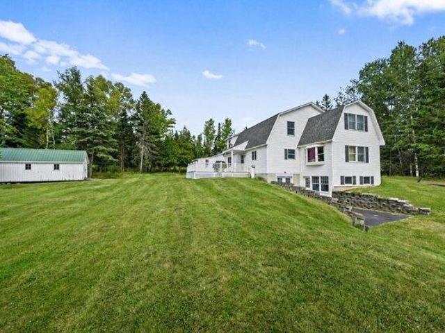 4 bedroom, Rangeley ME 04970 102778814