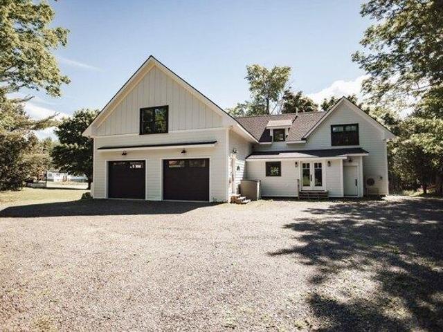 4 bedroom, Rangeley ME 04970 103970361