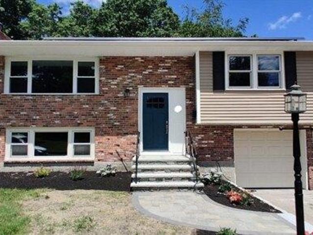 4 bedroom, Randolph MA 02368 104810479