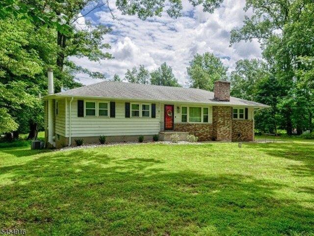 4 bedroom, Raritan NJ 08822 105173978