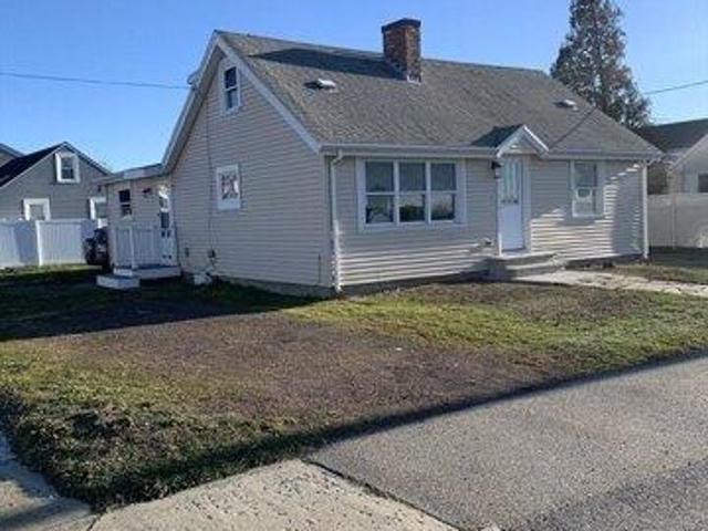 4 bedroom, Revere MA 02151 LS102560846