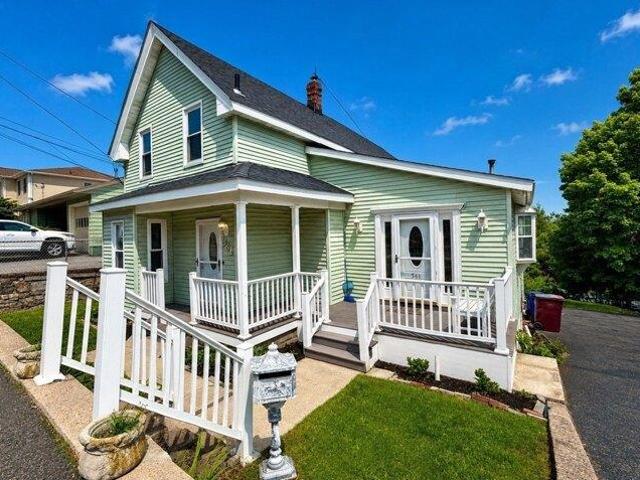 4 bedroom, Revere MA 02151 102825079
