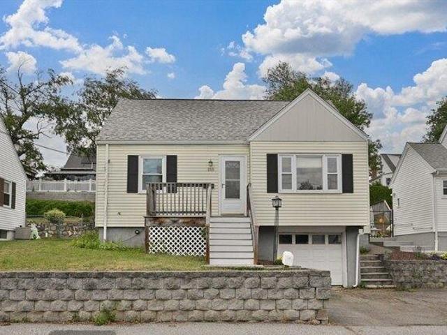 4 bedroom, Revere MA 02151 103662779