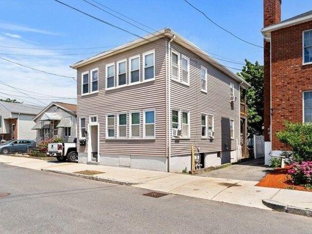 4 bedroom, Revere MA 02151 104043914