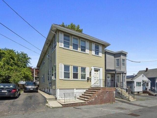 4 bedroom, Revere MA 02151 104718662