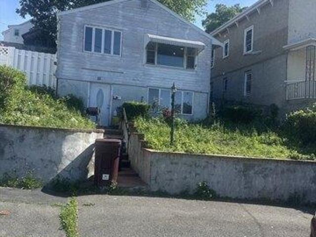 4 bedroom, Revere MA 02151 105080921