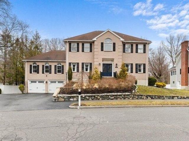 4 bedroom, Reading MA 01867 102279013