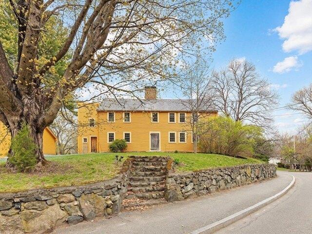 4 bedroom, Reading MA 01867 LS102960272