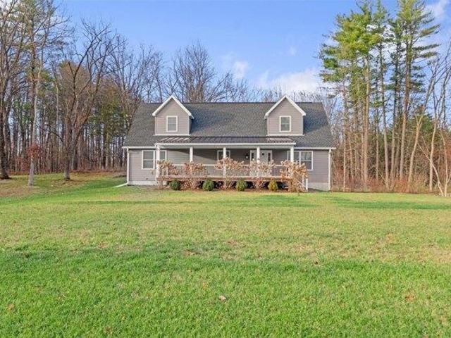 4 bedroom, Red Hook NY 12571 88323634