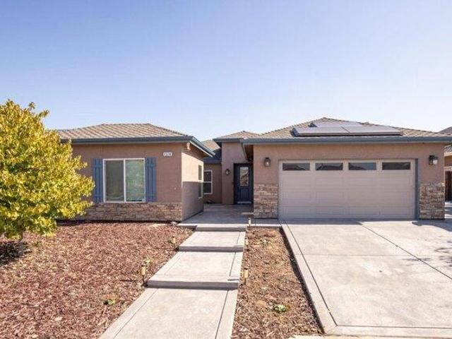 4 bedroom, Reedley CA 93654 LS96952341