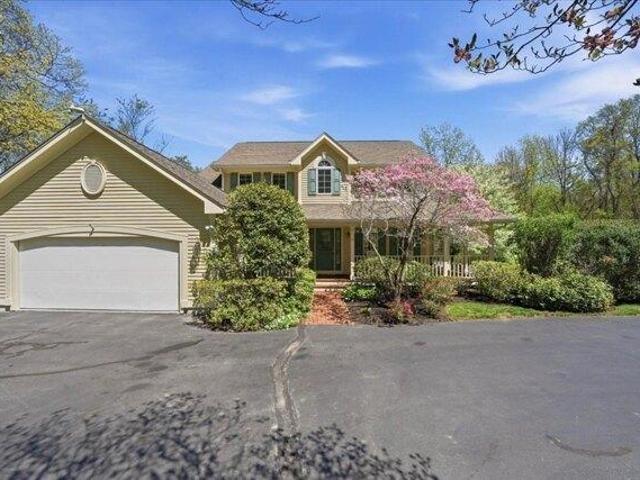 4 bedroom, Rehoboth MA 02769 102635015
