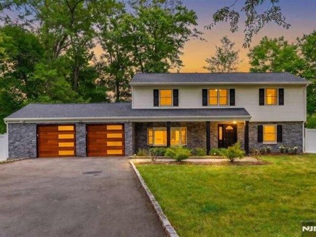 4 bedroom, River Vale NJ 07675 104567315