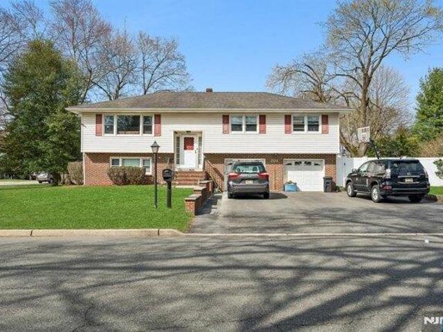 4 bedroom, River Vale NJ 07675 LS101630370