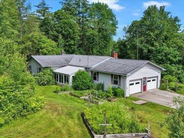 4 bedroom, Richmond VT 05477 104571715
