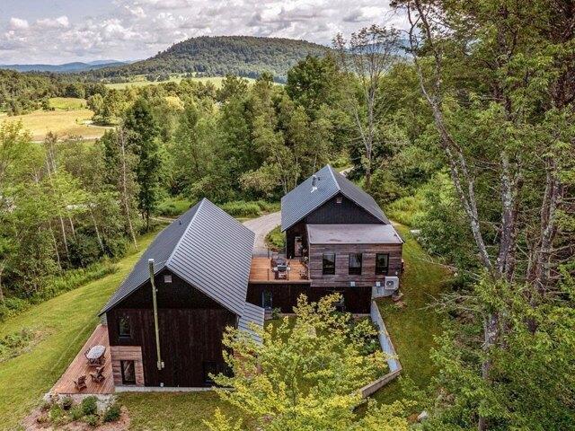 4 bedroom, Richmond VT 05477 102345378