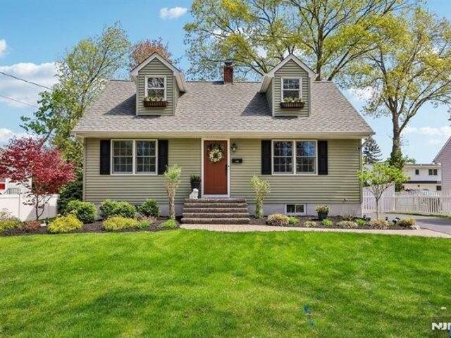 4 bedroom, Ridgewood NJ 07450 102026059