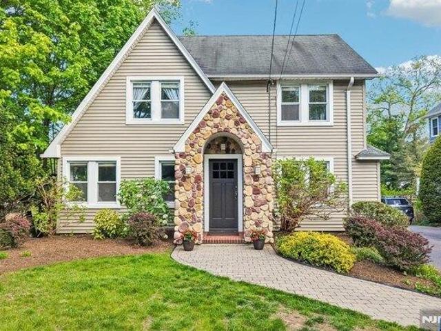 4 bedroom, Ridgewood NJ 07450 102560047