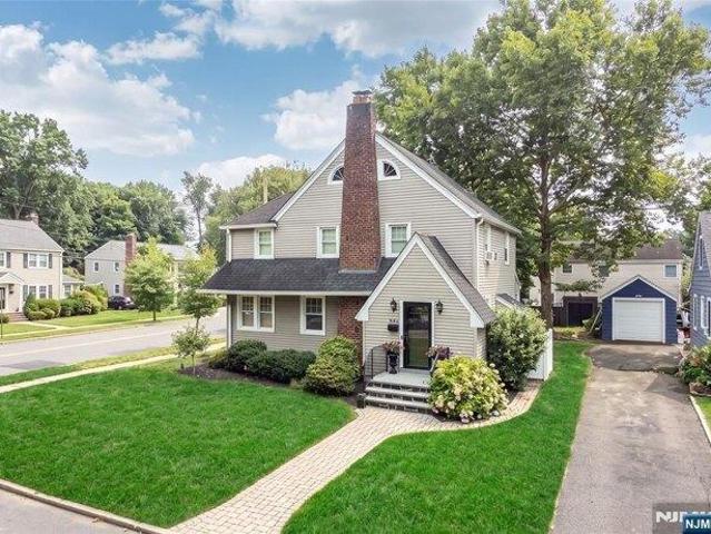 4 bedroom, Ridgewood NJ 07450 104762349