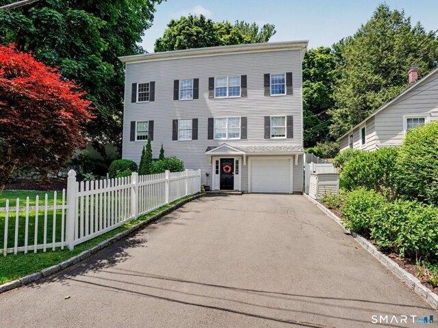 4 bedroom, Ridgefield CT 06877 104718925