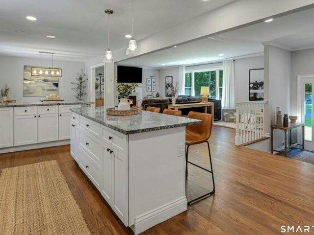 4 bedroom, Ridgefield CT 06877 105127398