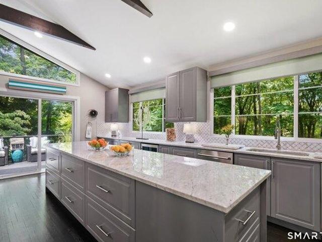 4 bedroom, Ridgefield CT 06877 105175945