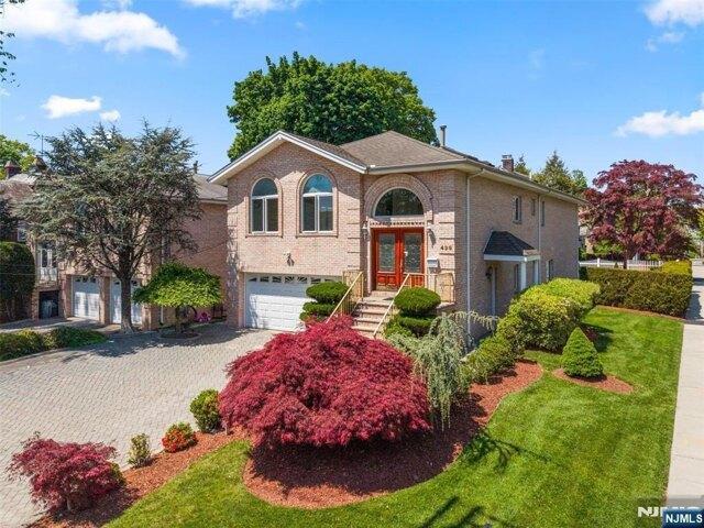4 bedroom, Ridgefield NJ 07657 102281474