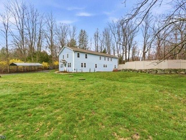 4 bedroom, Ringwood NJ 07456 LS102028671