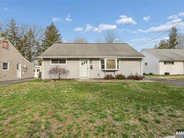 4 bedroom, Rutherford NJ 07070 102217321