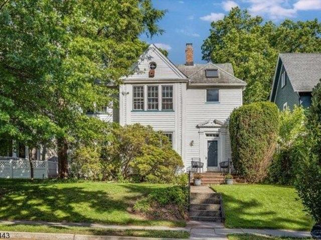 4 bedroom, Rutherford NJ 07070 104852599