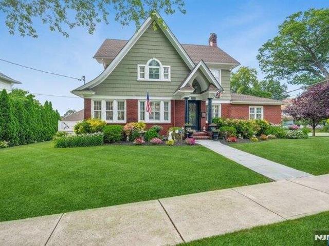 4 bedroom, Rutherford NJ 07070 104332923
