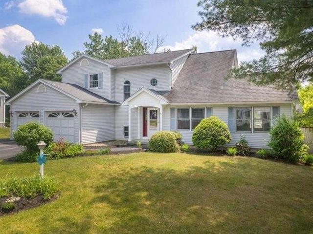 4 bedroom, Rutland VT 05701 105233000