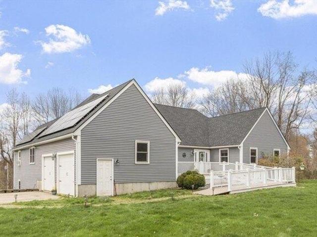 4 bedroom, Rutland MA 01543 LS103069847