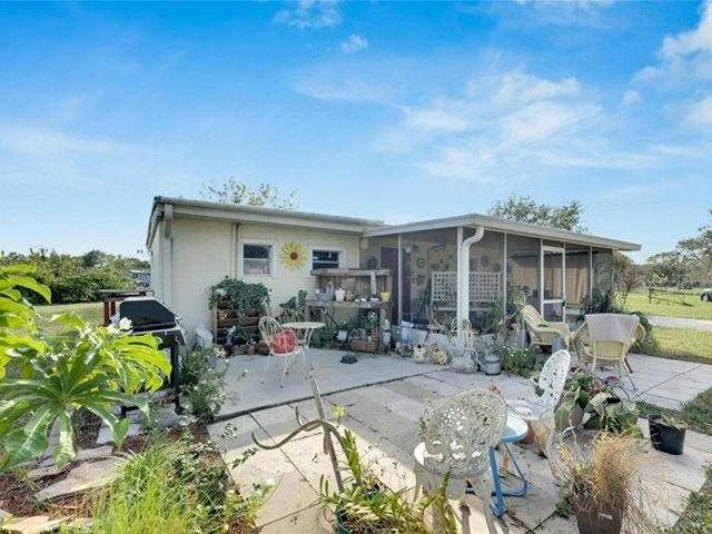 4 bedroom, Ruskin FL 33570 LS89164275
