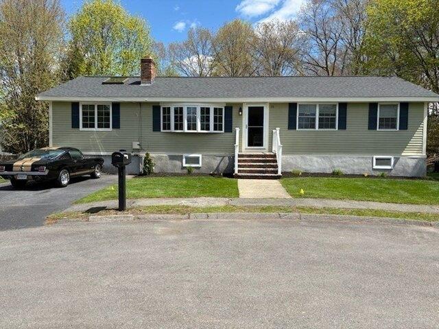 4 bedroom, Woburn MA 01801 102118459
