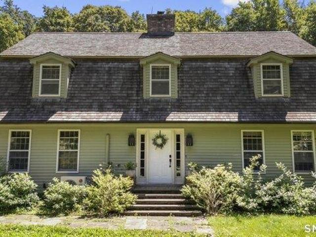4 bedroom, Woodbury CT 06798 103189910