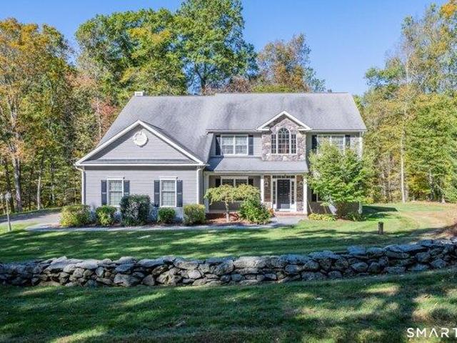 4 bedroom, Woodbury CT 06798 LS102595411