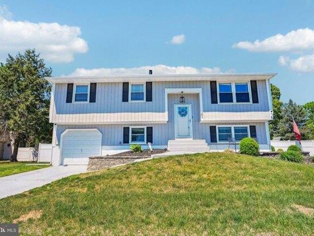 4 bedroom, Woodbury NJ 08096 102778546
