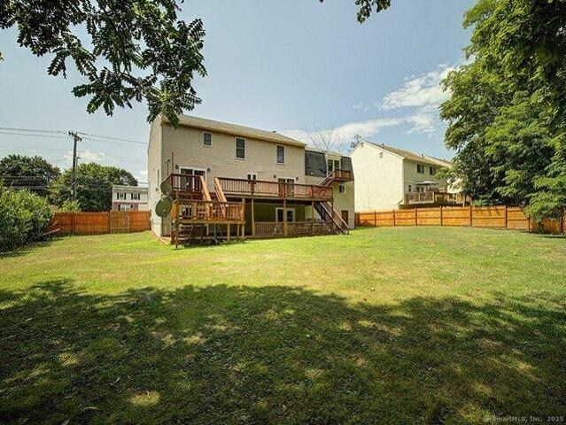 4 bedroom, Woodbridge CT 06525 LS103070460