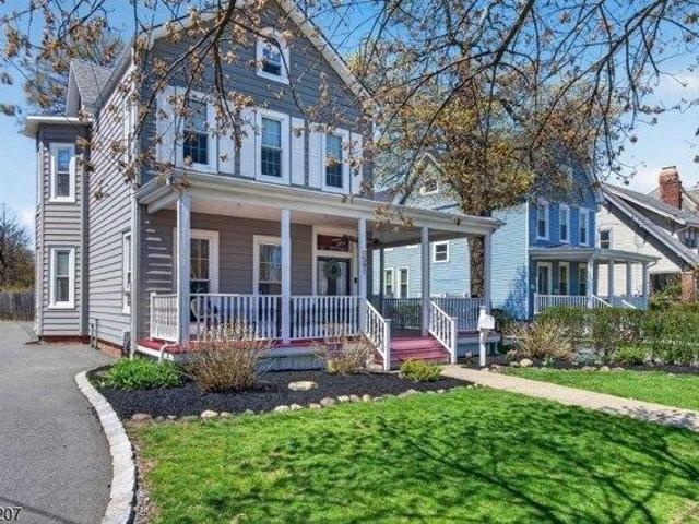 4 bedroom, Woodbridge NJ 07095 102729412