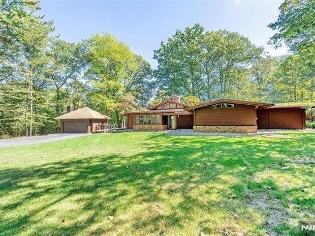 4 bedroom, Woodcliff Lake NJ 07677 104482261