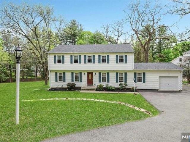 4 bedroom, Woodcliff Lake NJ 07677 LS102028588
