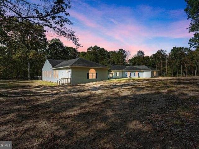 4 bedroom, Woodstown NJ 08098 102724593