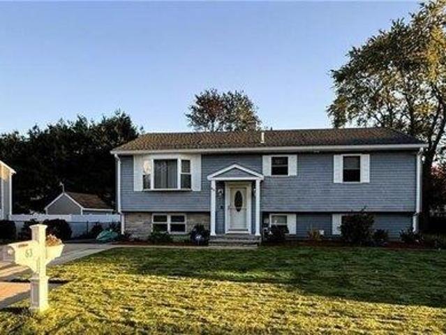 4 bedroom, Woonsocket RI 02895 102592650