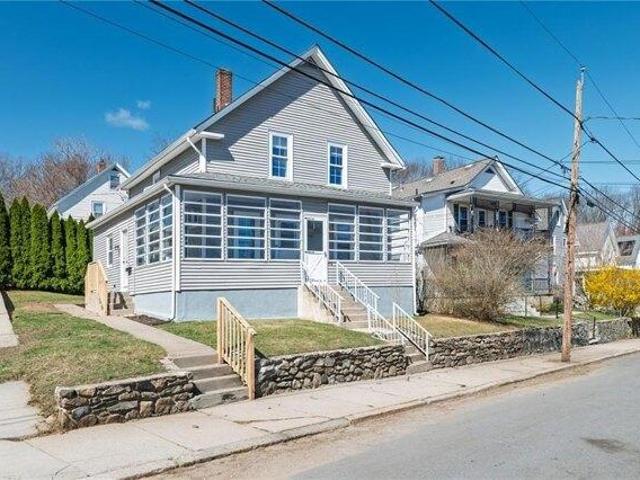 4 bedroom, Woonsocket RI 02895 104543528