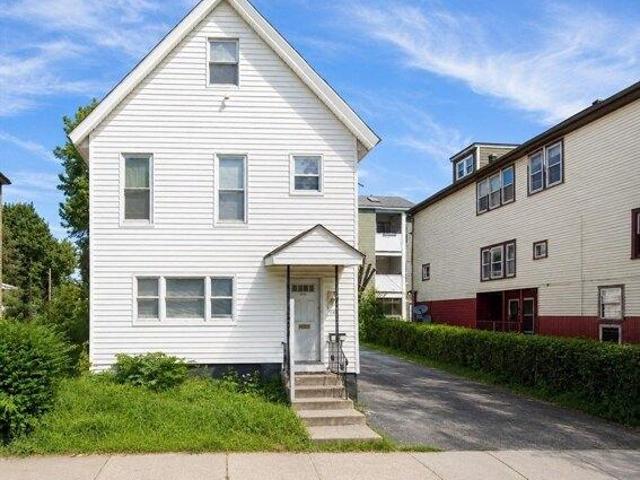 4 bedroom, Worcester MA 01604 102668882