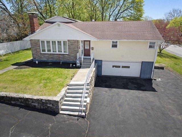 4 bedroom, Worcester MA 01604 103098819