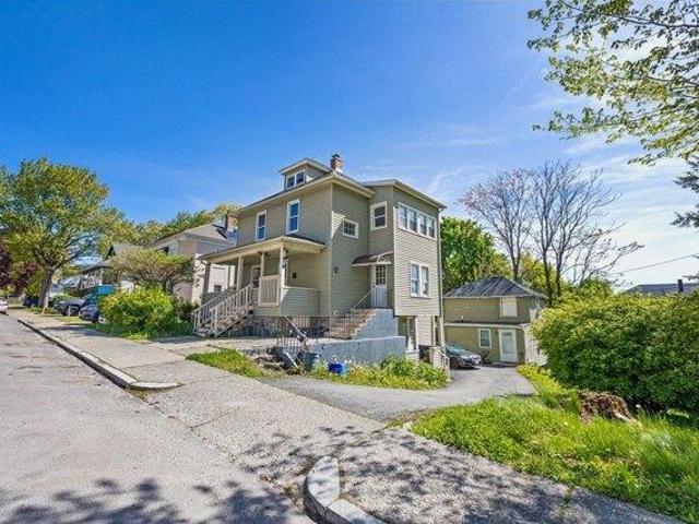 4 bedroom, Worcester MA 01604 104830816