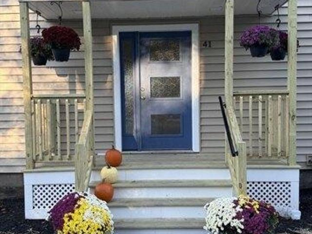 4 bedroom, Worcester MA 01605 102528650
